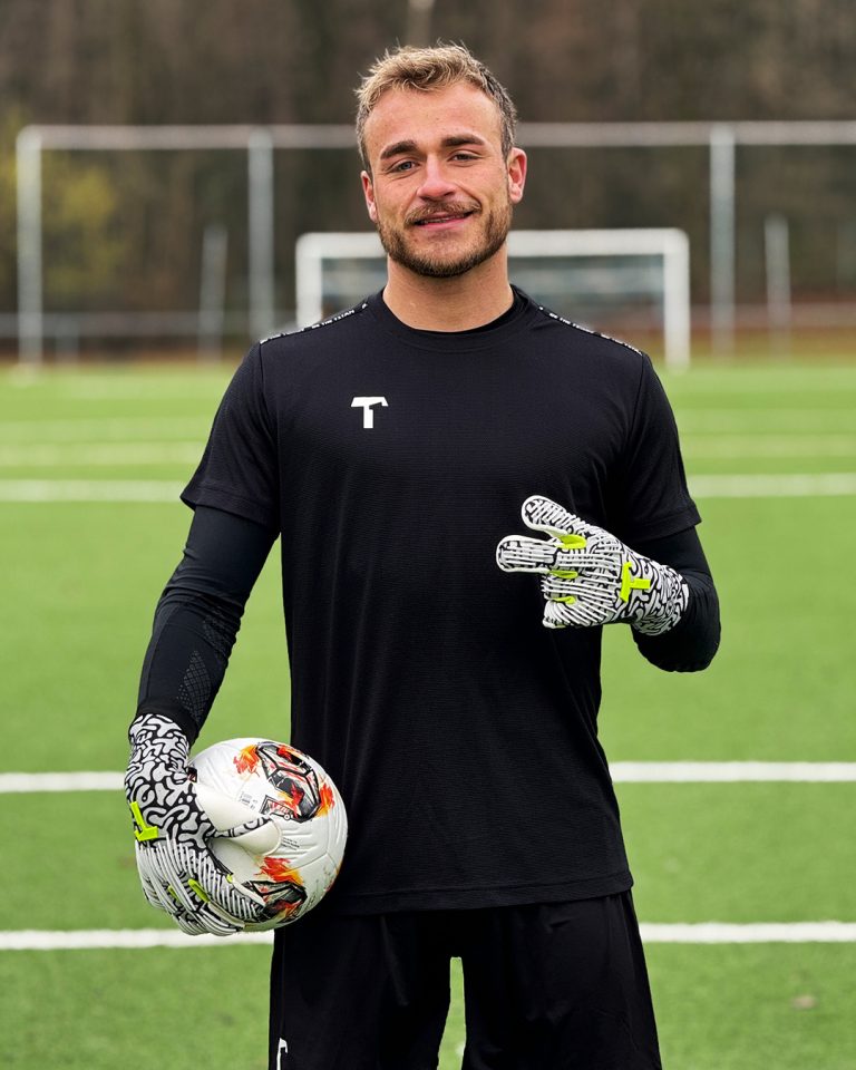 Shop De Laatste T1TAN Sale - Koen Geven